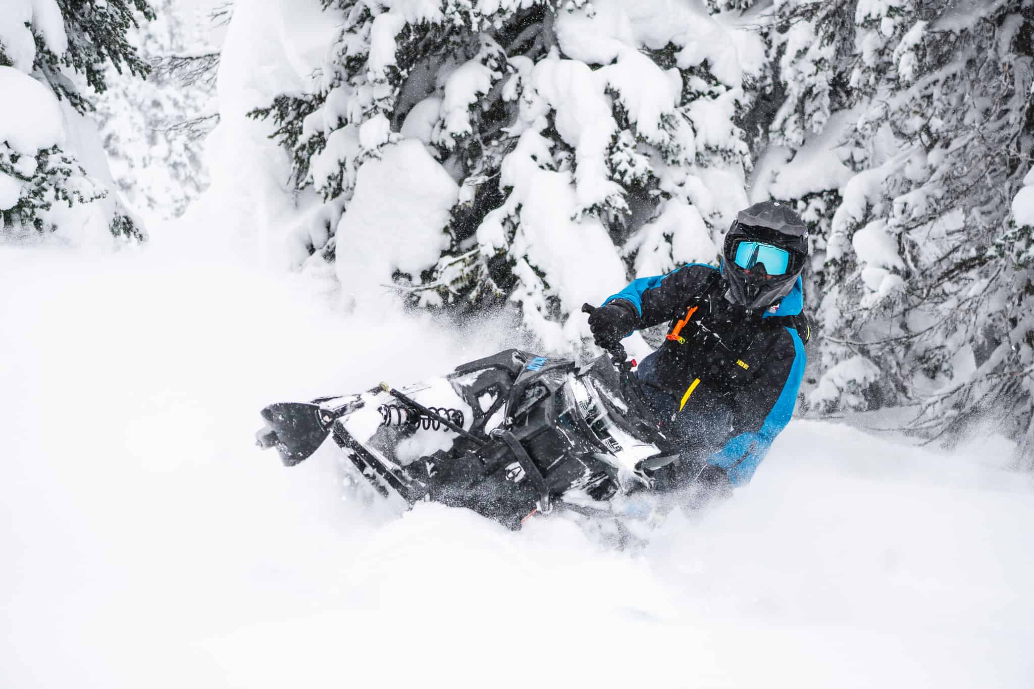 ARCTIC CAT CATALYST M600 ALPHA ONE - KATTEN HAR FÅTT NYE STRIPER ...