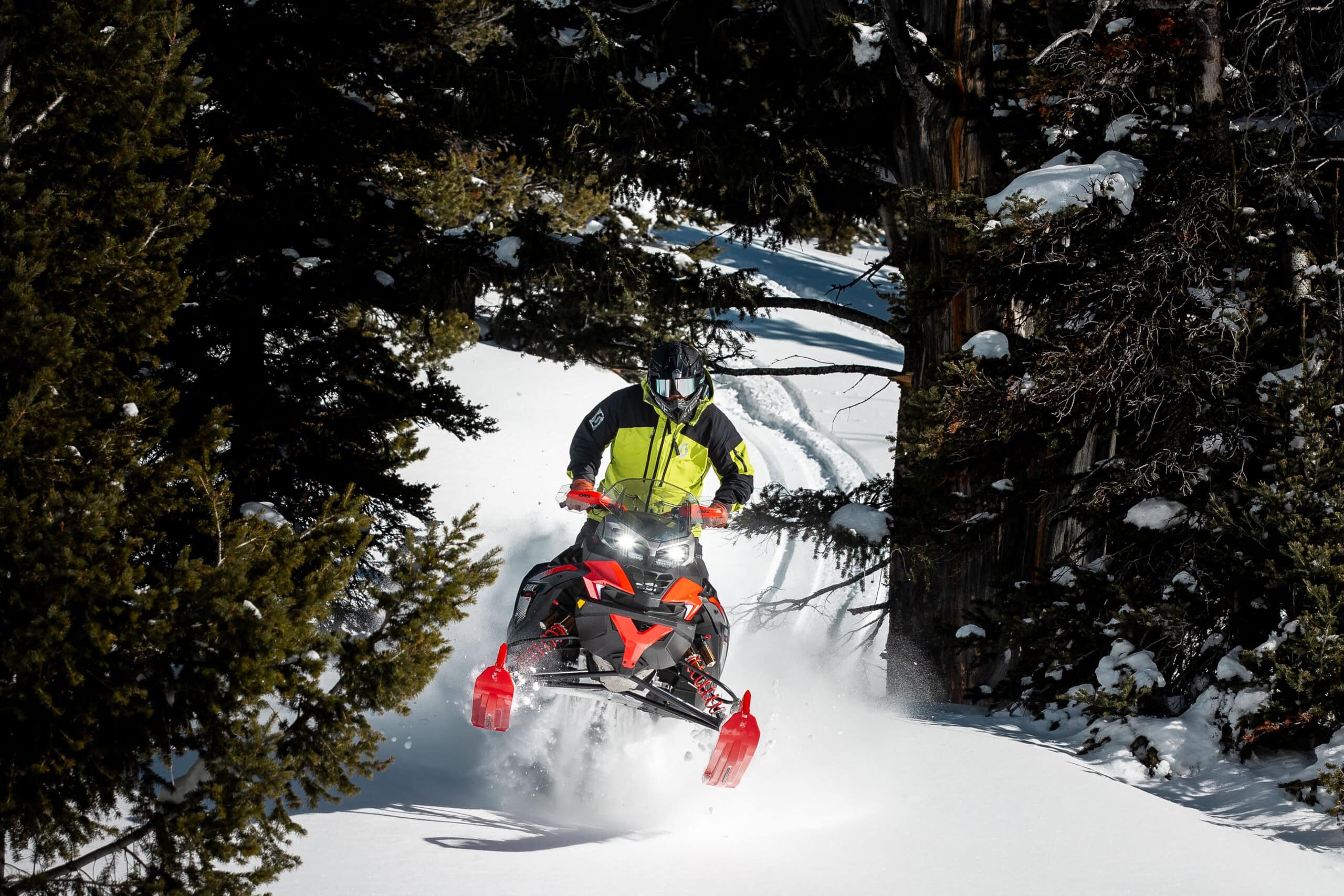 LYNX XTERRAIN RE 900 ACE TURBO - KOMFORTABEL KRAFTPAKKE - Sledtrax